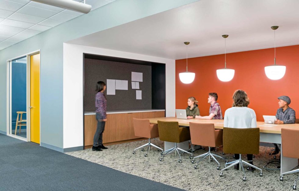 Black is the new black - Chemetal